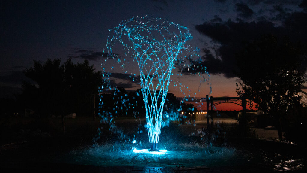 Fusion Cluster Arch Twisting – World Leading Manufacturer of Fountains ...