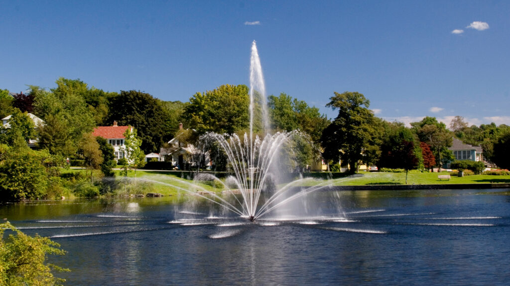 Titan Tiara – World Leading Manufacturer of Fountains and Display Aerators