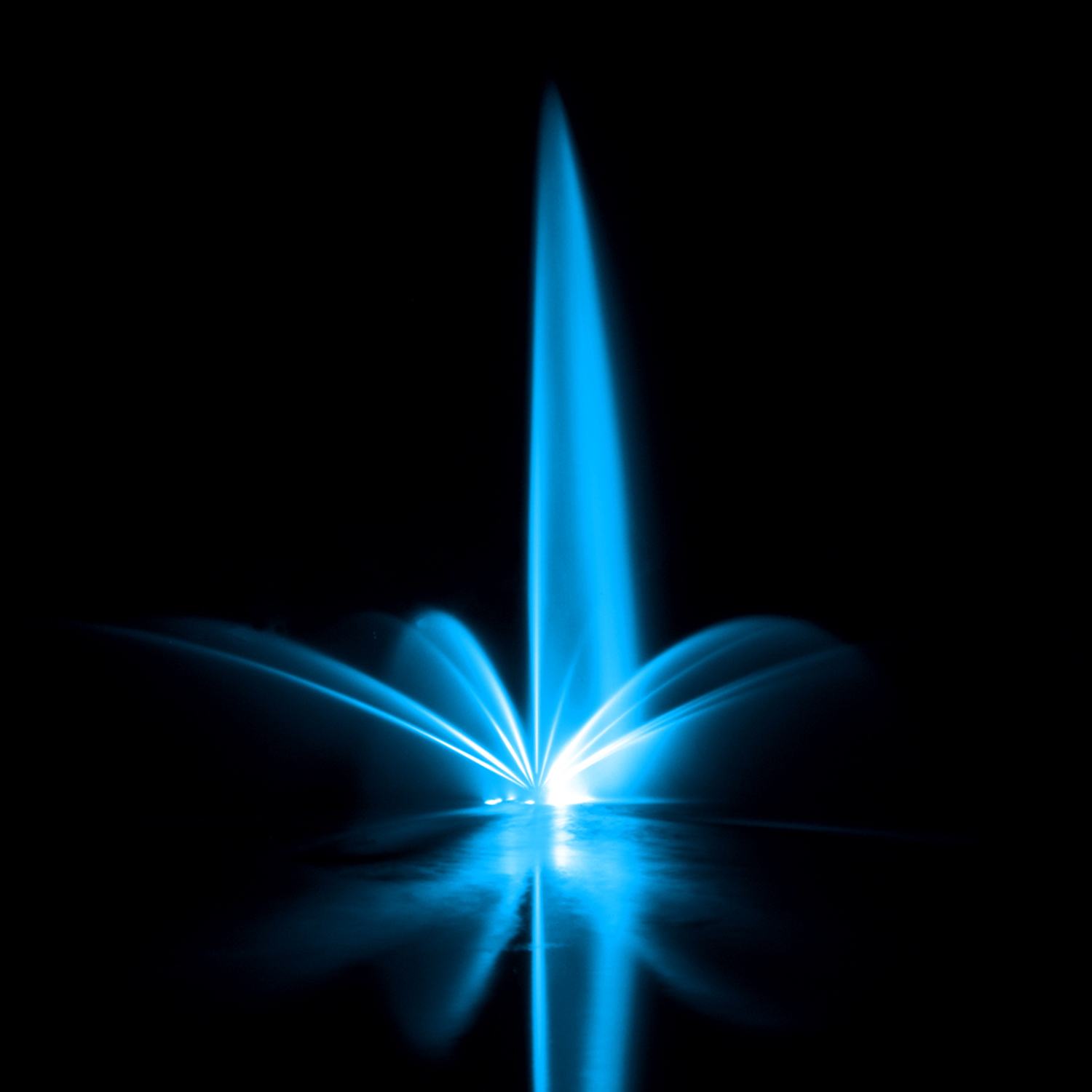 SameSeries Titan Spoke and Sky Geyser at Night – World Leading ...